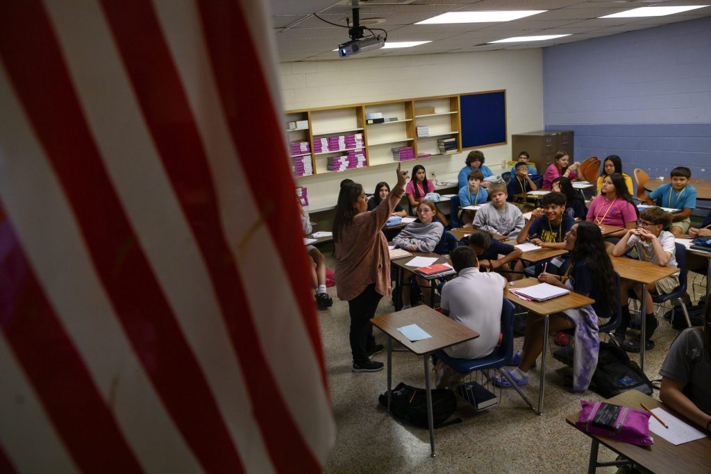 Texas students saw slight gains in math, stalled progress in reading ...