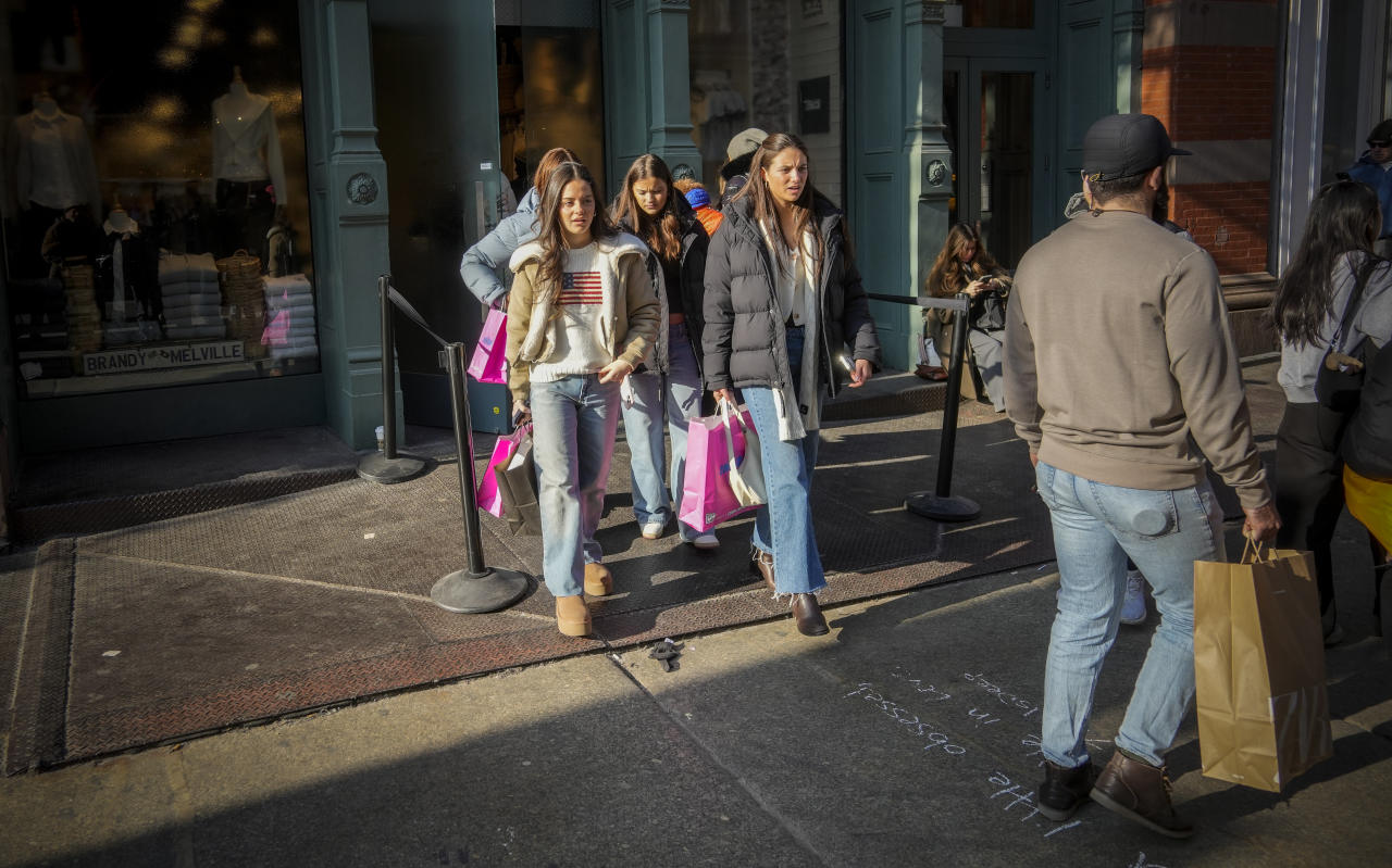 The 'one size fits most' retailer is shutting its changing rooms