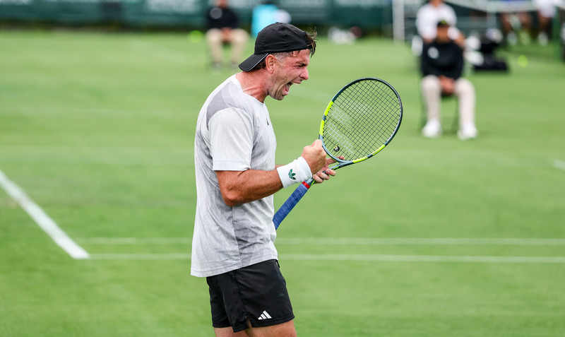 Ireland's Gannon shocks former top 20 player Tomic at Dublin Challenger