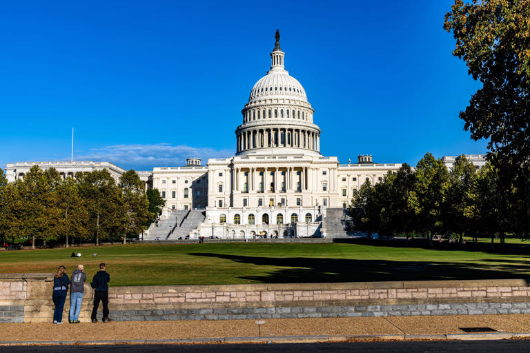 Why some states are reconsidering baiting bans and the hunting ...