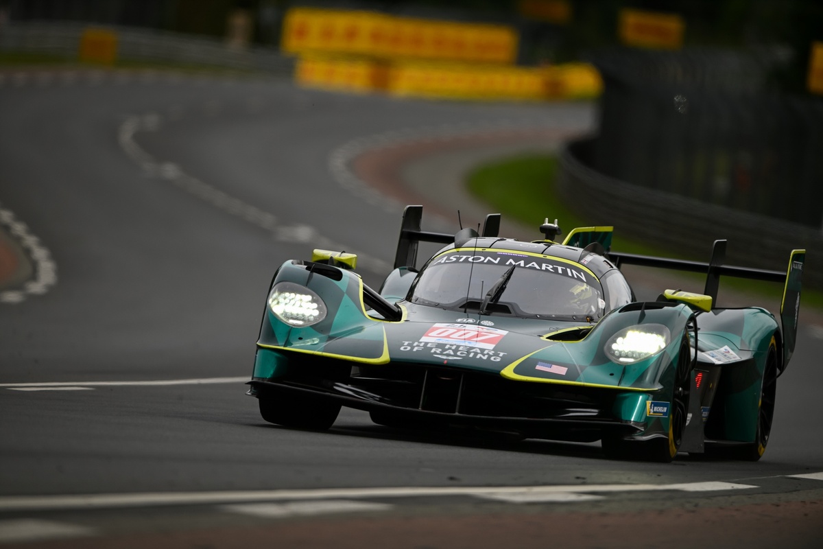 Aston Martin evaluating first major upgrade for Valkyrie hypercar