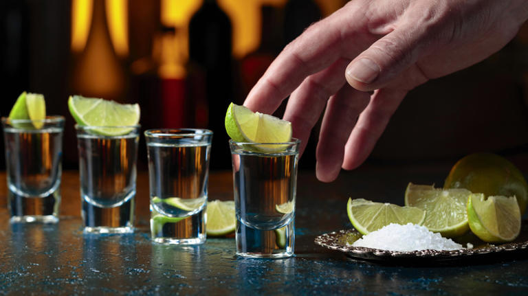 Stop taking shots — bartenders swear by drinking reposado tequila this way