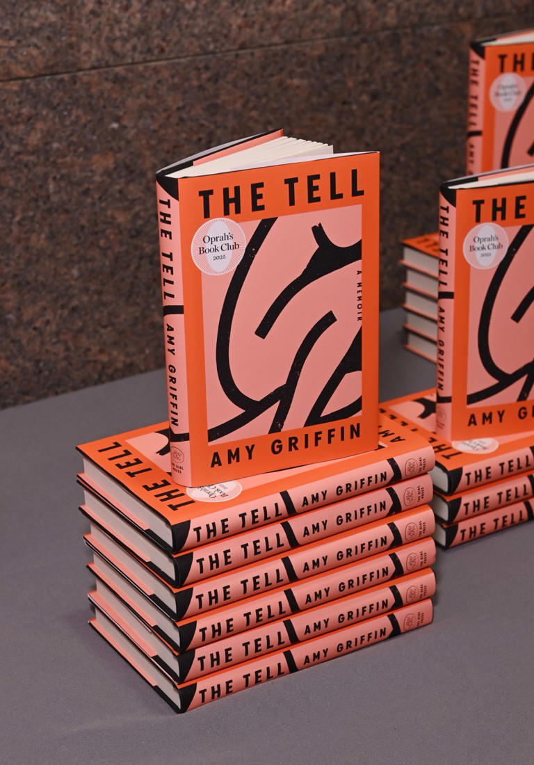 Bestselling author of ‘The Tell’ lashes out at NY Times in suit against ...