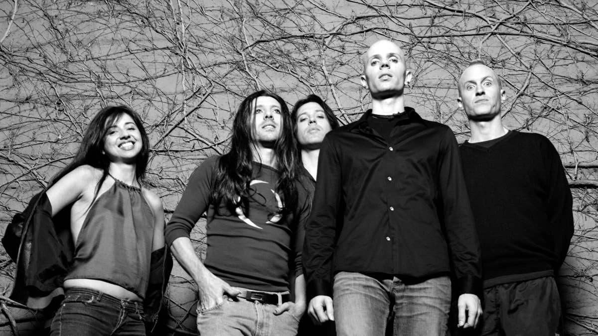 90s supergroup A Perfect Circle announces new music during first tour ...