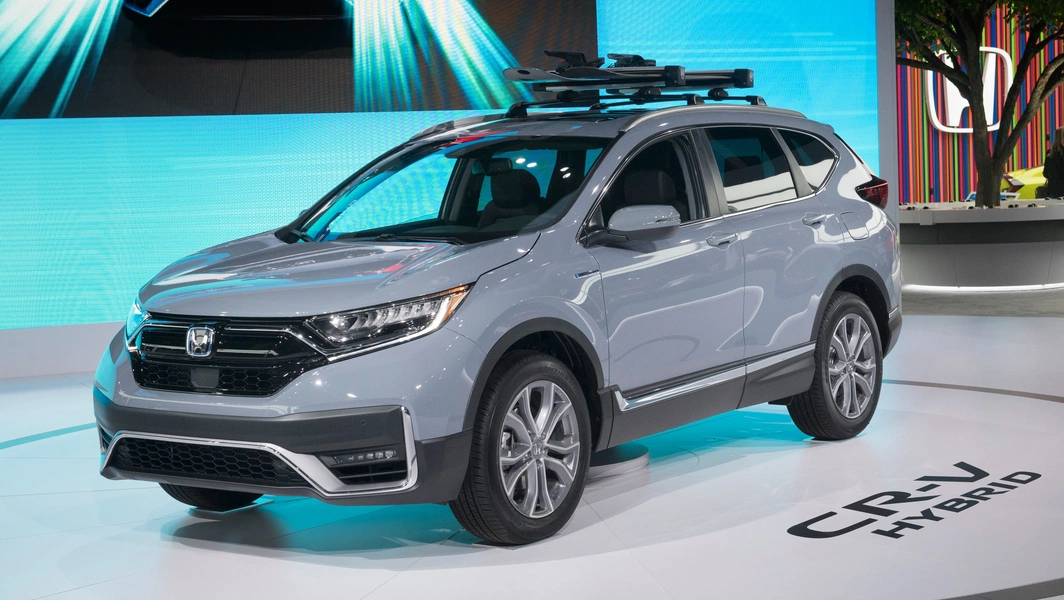 2026 Honda CR-V Hybrid earns safety award despite crash test gap
