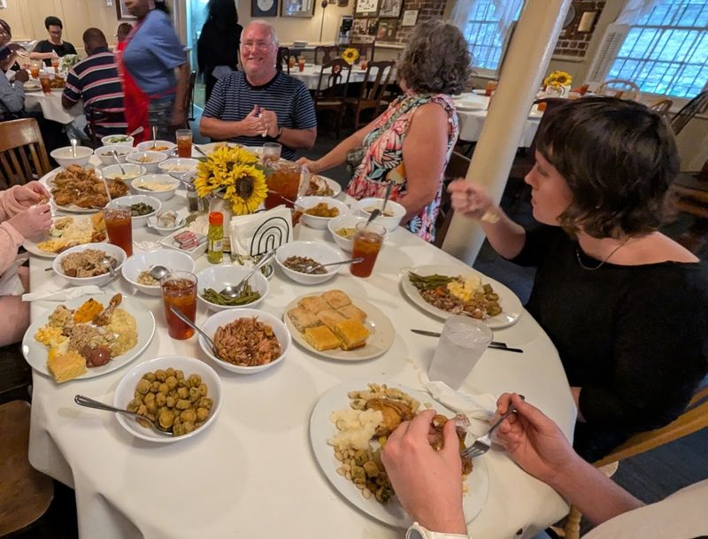 The Georgia dining room where strangers sit together and southern ...