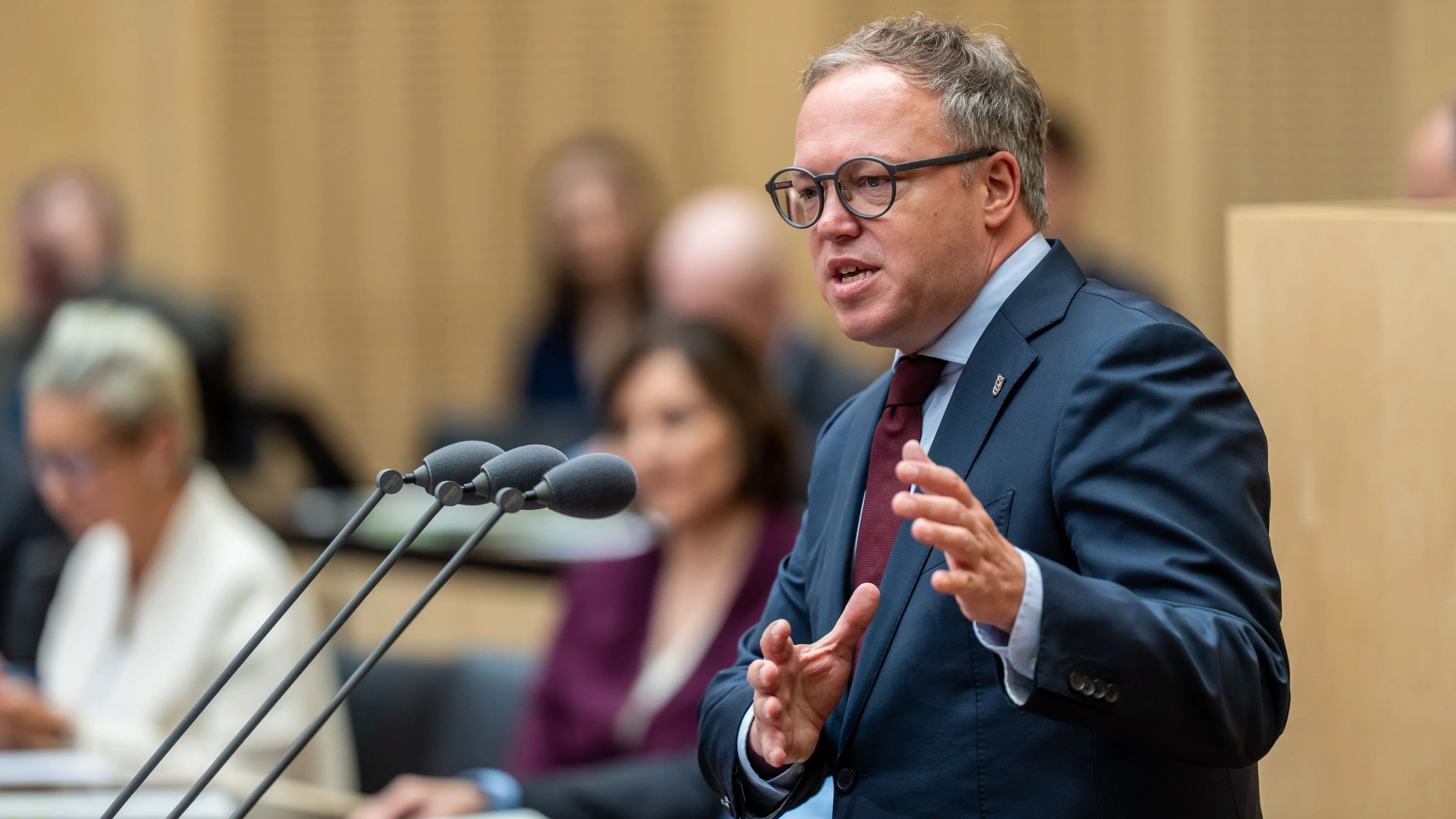 Debatte um Autorschaft: Wenn die KI Voigt jetzt mal nicht den Job kostet