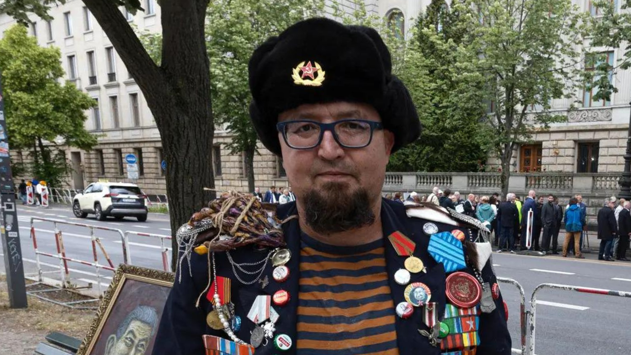 Russian artist known for mocking Putin shot dead in Poland; two ...