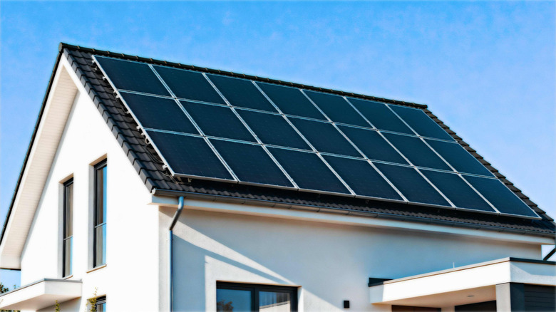 What is the 120% rule for solar panels?