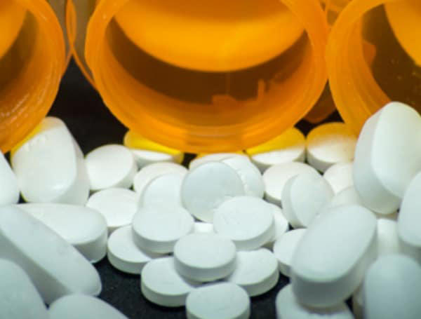 Candy packaging, opioid risks: Florida warns of dangerous '7-OH ...
