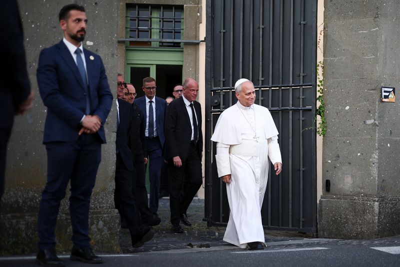 Pope Leo says 'thanks be to God' for interim US-Iran peace deal