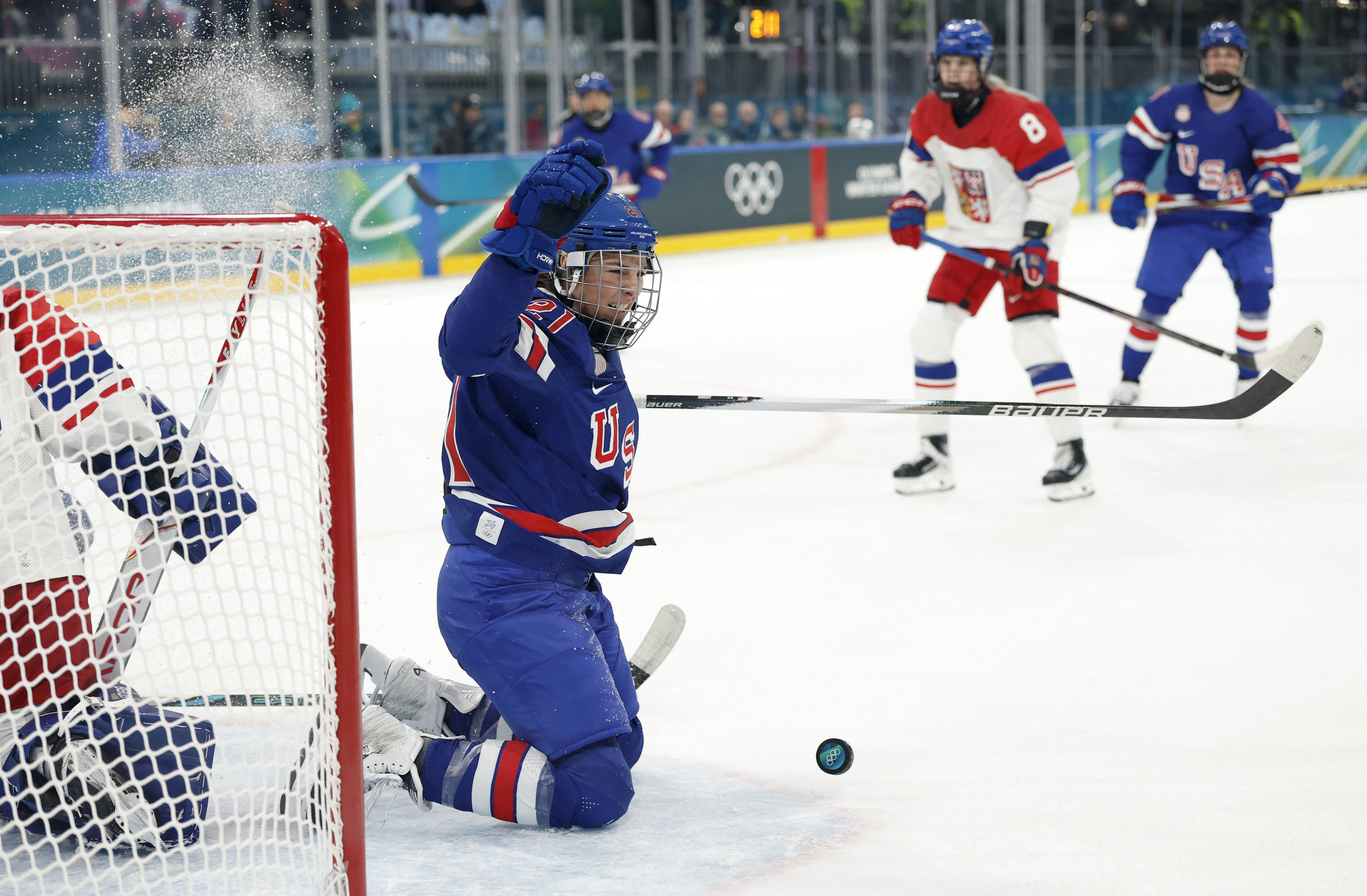 Hilary Knight will join Detroit as part of a PWHL sign-and-trade ...