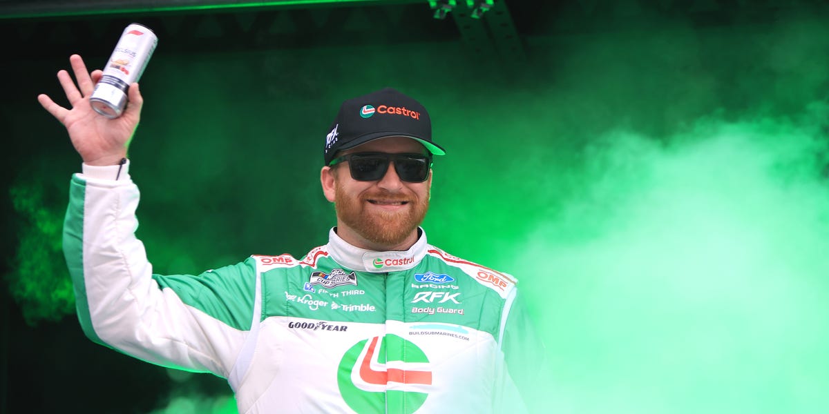 Chris Buescher signs multi-year extension with RFK Racing
