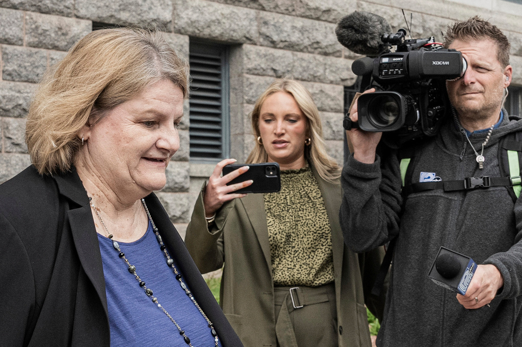 US judge upholds conviction of ex-judge who helped man evade federal agents