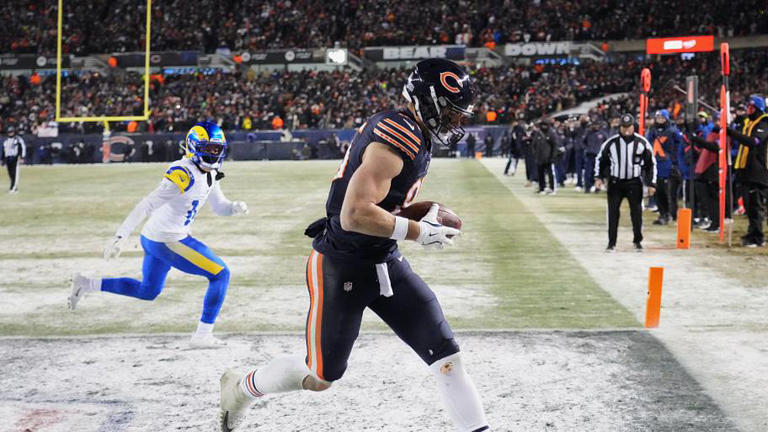 Bears trick play potential becomes clear after Cole Kmet's surprise throw