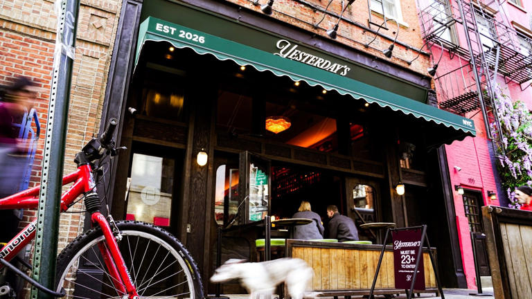 Yesterday’s: A new bar with old New York soul