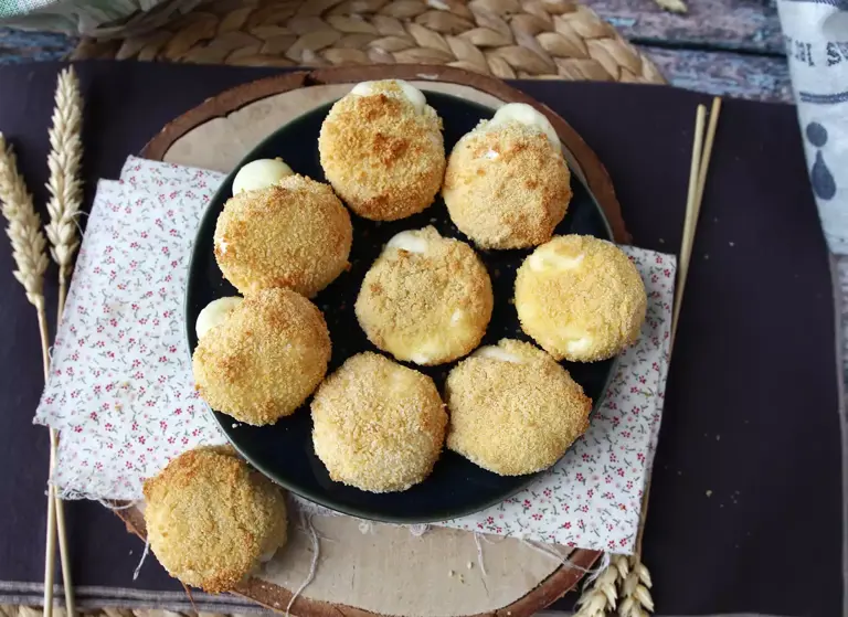 Breaded babybel cheese wheels in airfryer