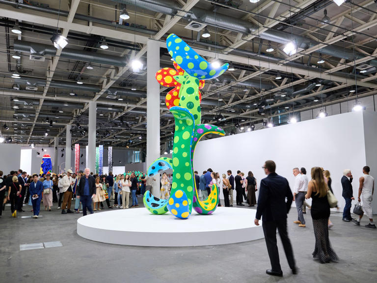 The best large-scale works at Art Basel Unlimited 2026
