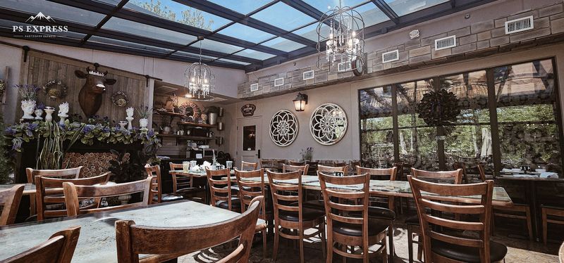 This Oklahoma tea room looks like a Victorian movie set come to life