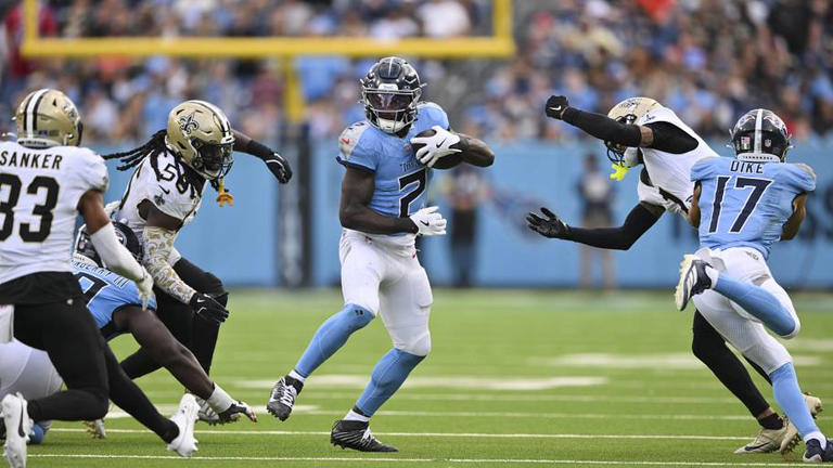 Titans RB Tyjae Spears: Shifty weapon takes No. 22 spot