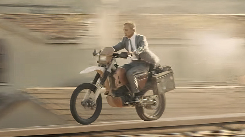 10 of the most exciting motorcycle chases in movie history