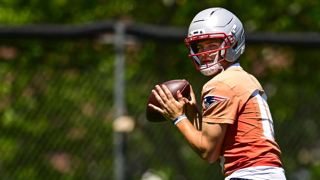 Patriots test Maye with high-pressure mental drills