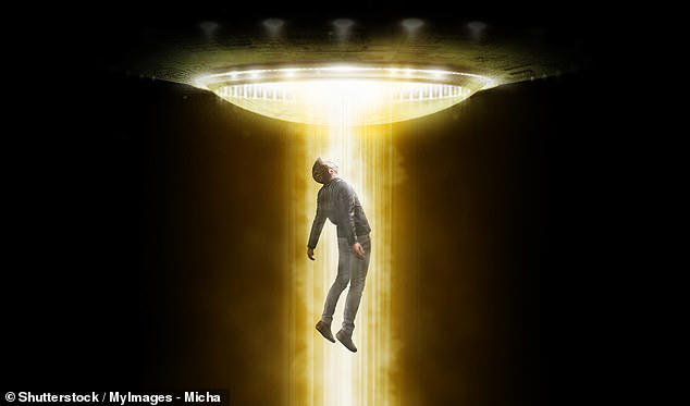Self-proclaimed psychic issues chilling warning after visions of World ...