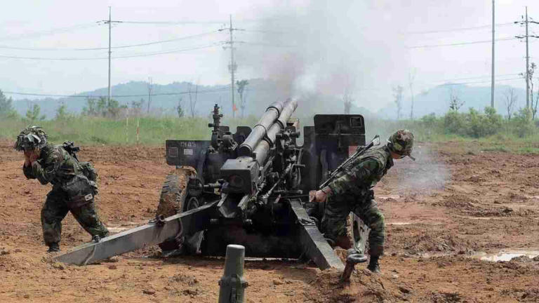 Dél-Korea 100 darab 105 mm-es tarackot ad el a Cseh Köztársaságnak