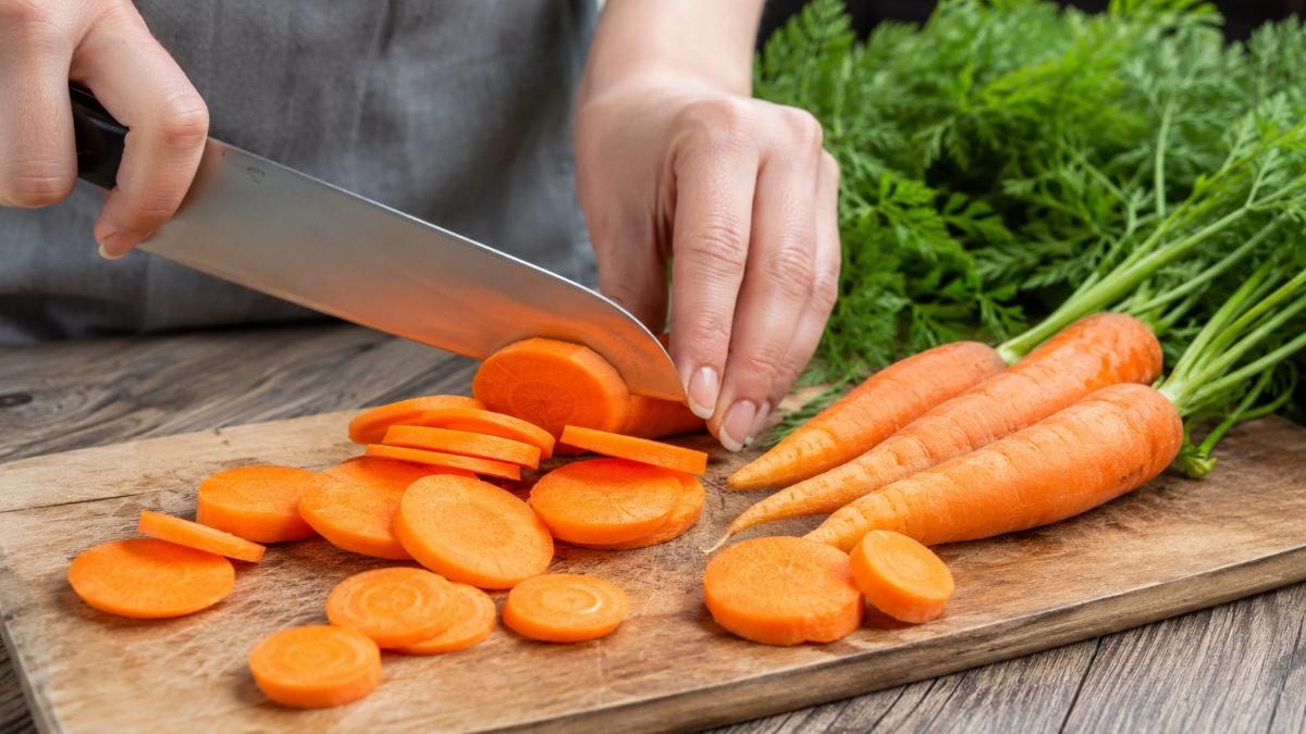 Are baby carrots really healthy? The surprising truth nutrition experts ...