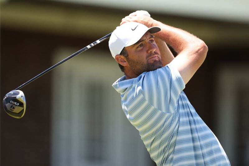 Golf-Scheffler grouped with defending champion Spaun and Howell at US Open
