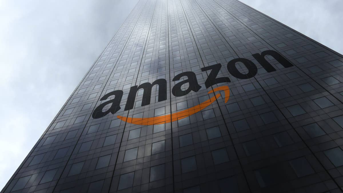 Amazon has a 5-pack of food storage containers with a removable ...