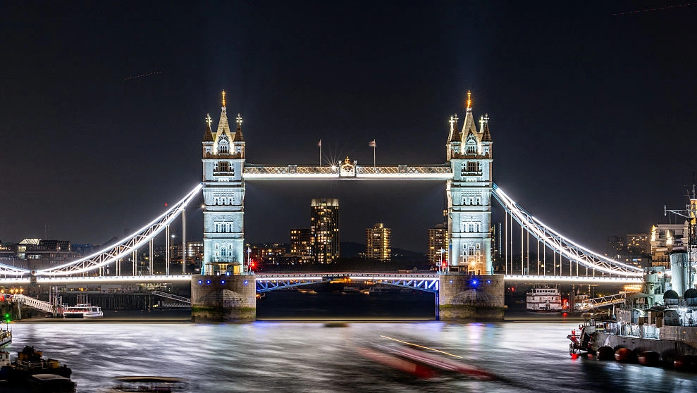 14 iconic bridges around the world