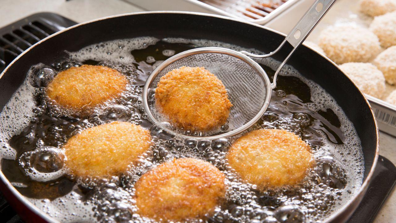 Fritura à vista? Como saber se o óleo está na temperatura certa