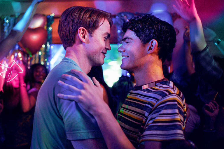 Kit Connor and Joe Locke face relationship problems in first trailer ...