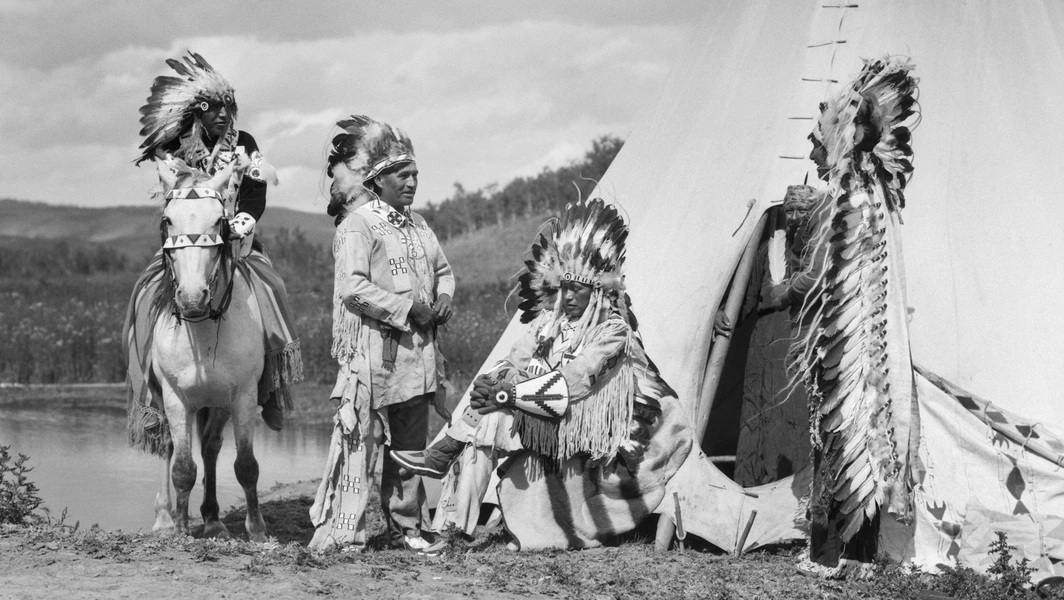 Cultural significance of Native American headdresses