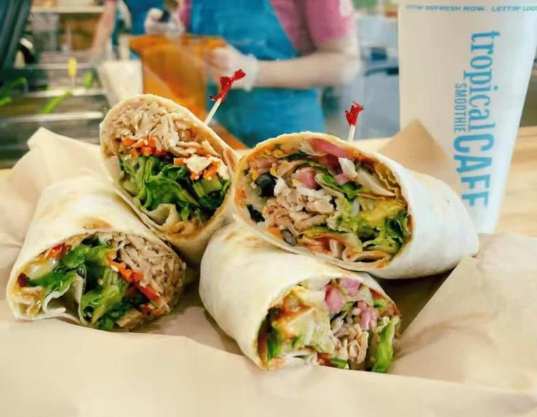 Tropical Smoothie Cafe opens at Doylestown Pointe Shopping Center