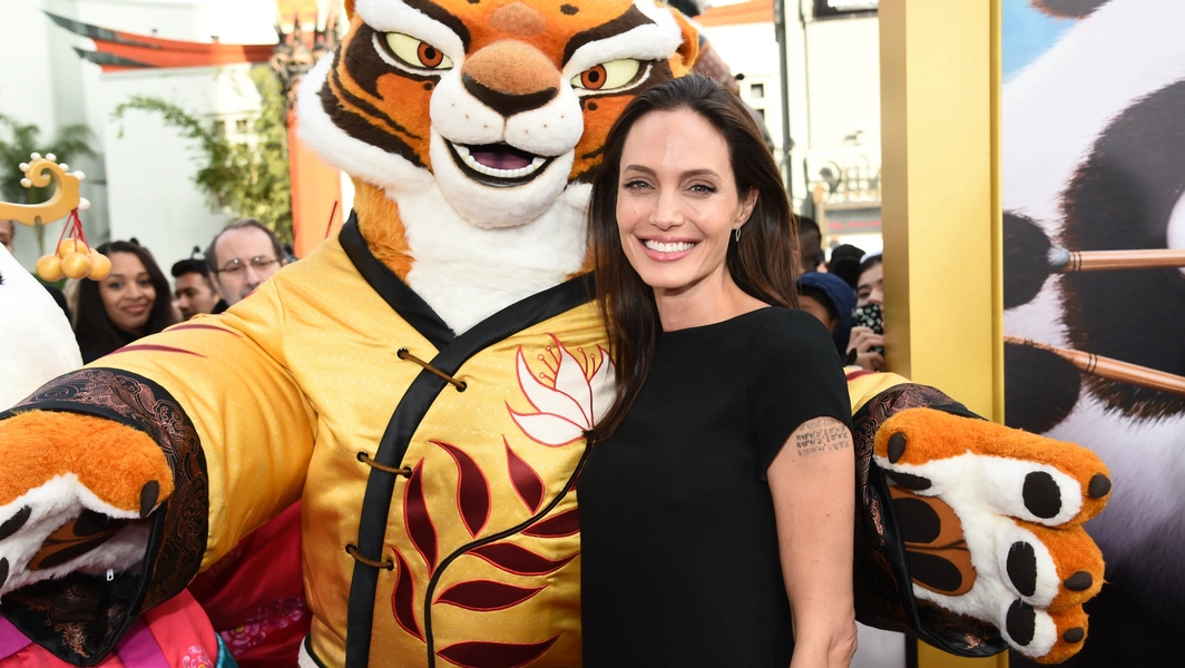 19 celebrities who voiced iconic animated characters