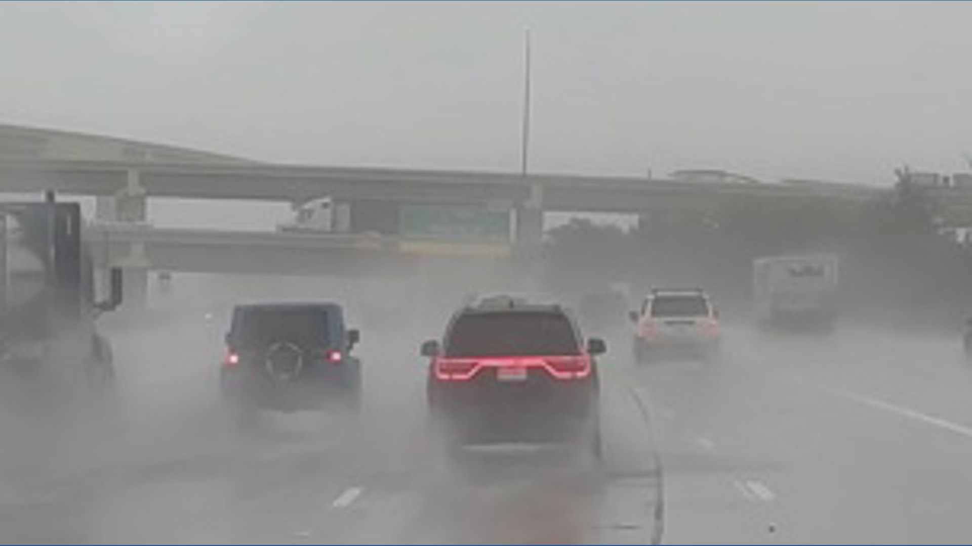 KHOU 11 weather tracker spots flooded roads and stalled vehicles north ...