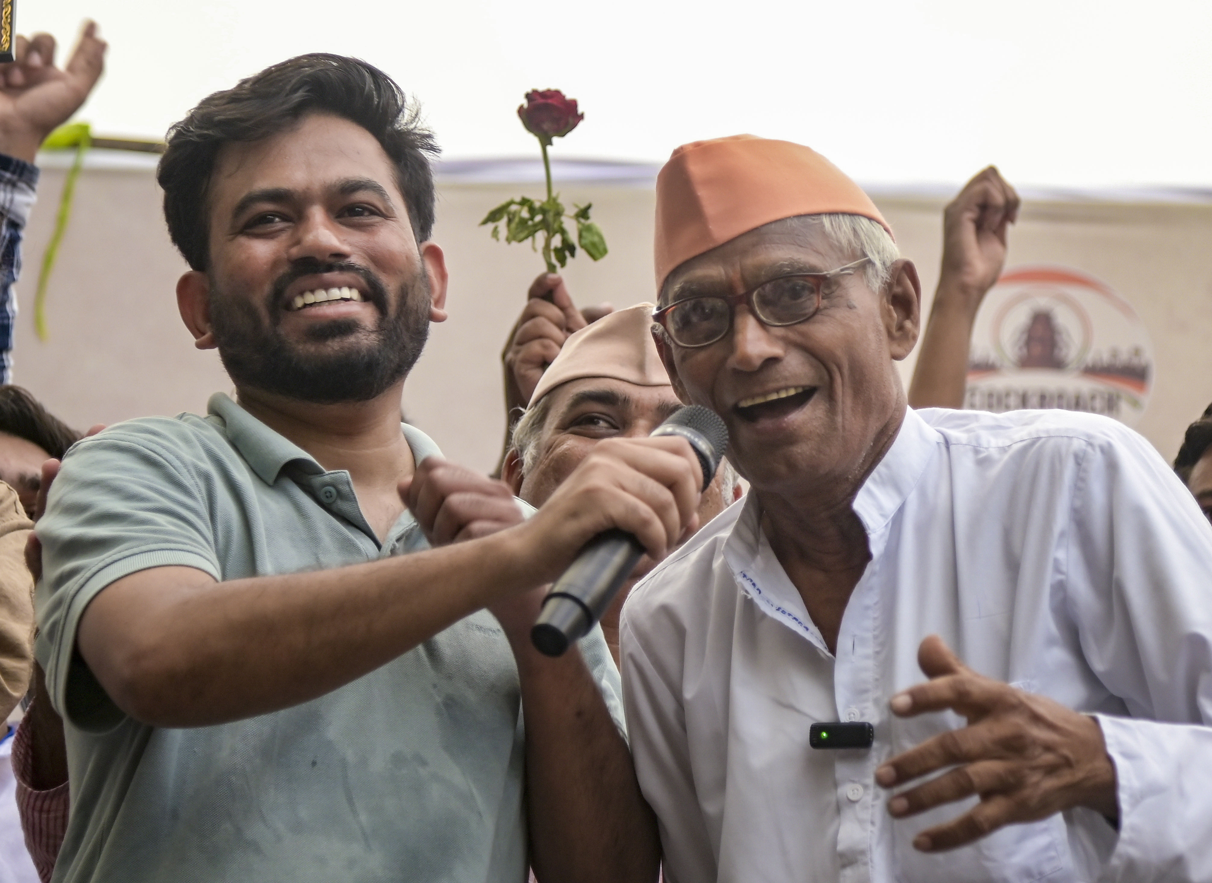 Cockroach Janta Party rules out electoral entry; protests in Nagpur ...