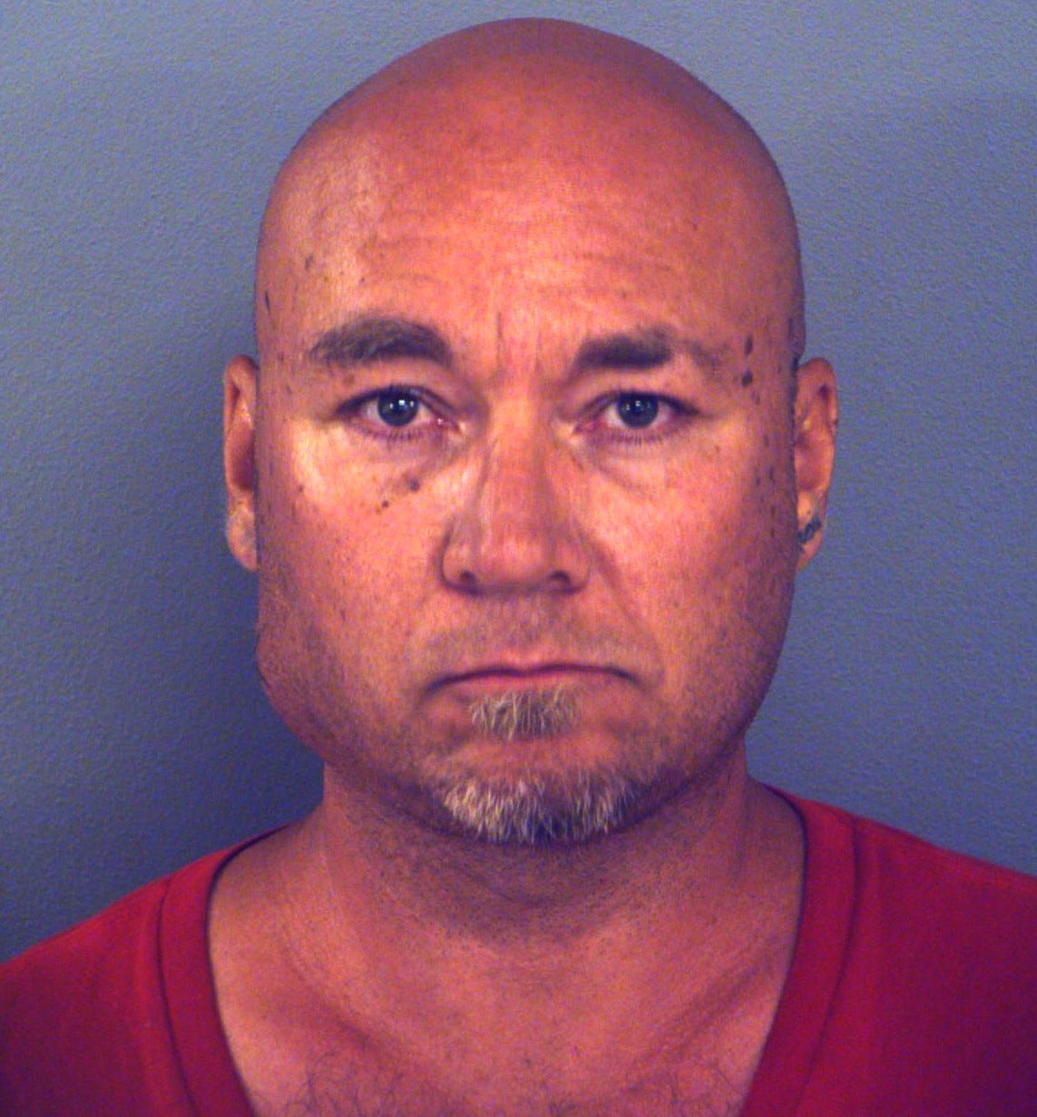 Man accused of knife threats at the Outlet Shoppes at El Paso