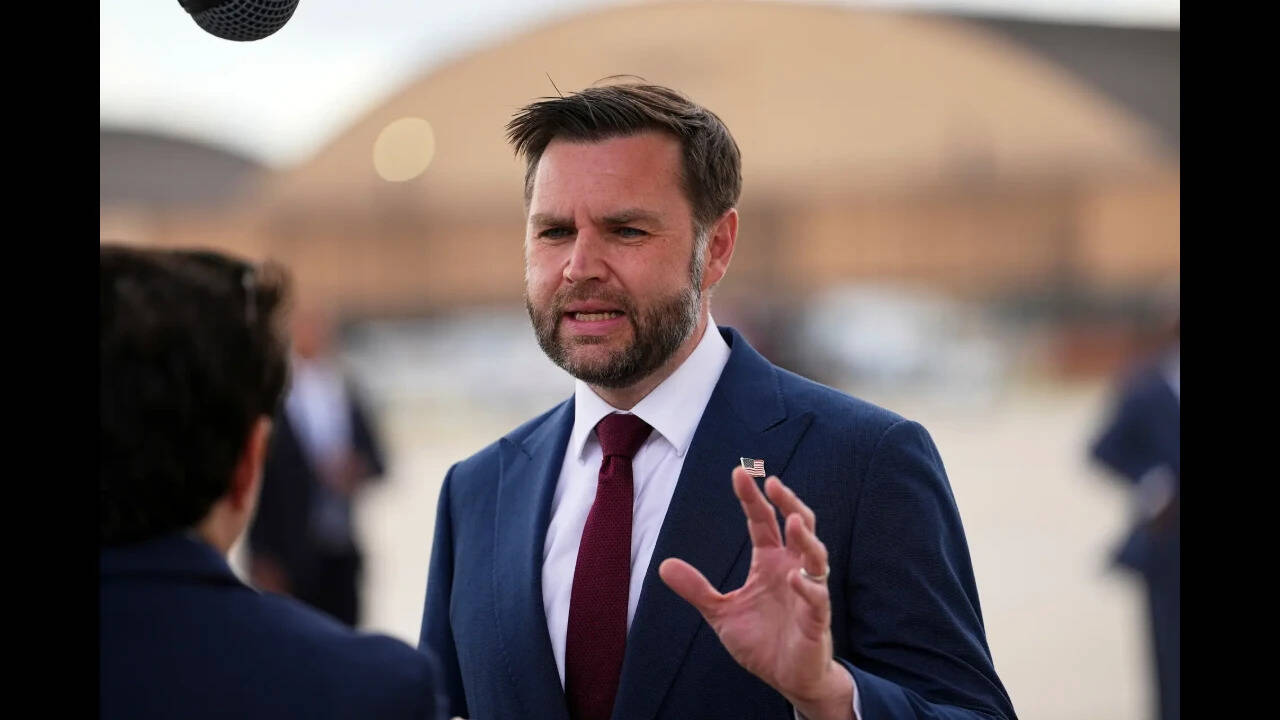 How tall is Vice President JD Vance? His reply to surprised hosts of ...