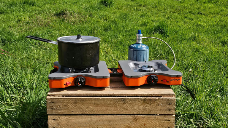 Vango Inferno Double Cooker review | A fold-flat twin-burner that ...