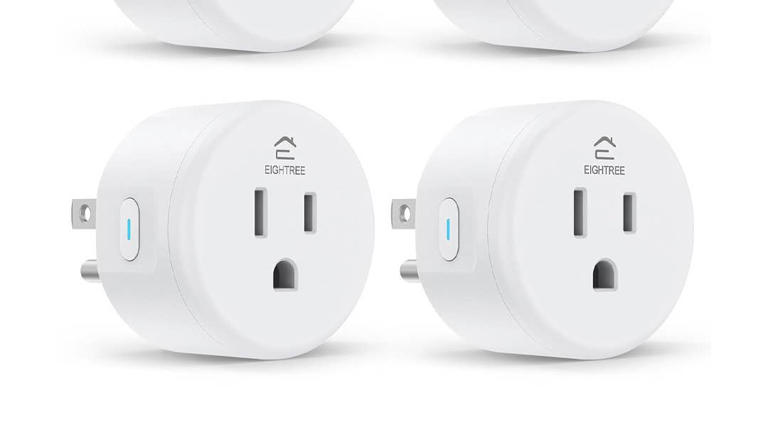 Amazon's smart plug turns almost anything into a smart device, and it's ...