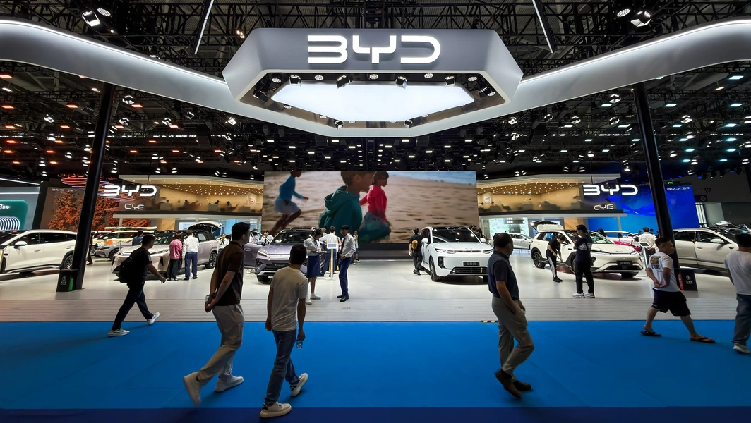 China’s car sales fall as exports surge but domestic demand sinks