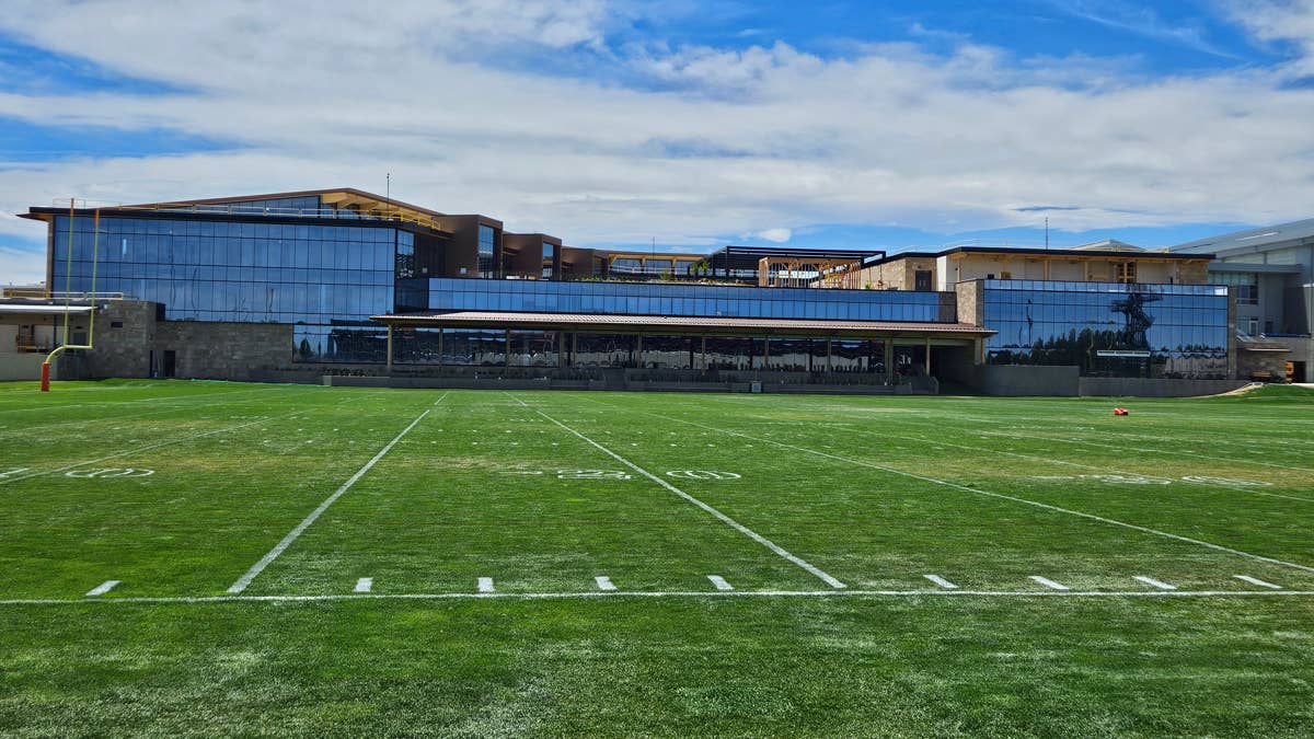 Construction worker dies at Denver Broncos facility Monday
