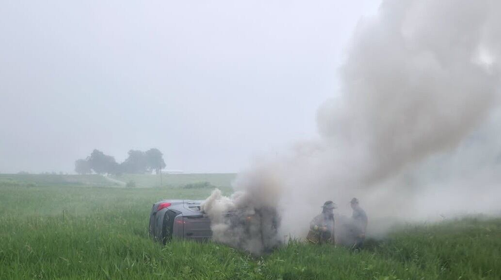 Troopers, good Samaritans rescue driver from burning vehicle in Fulton ...