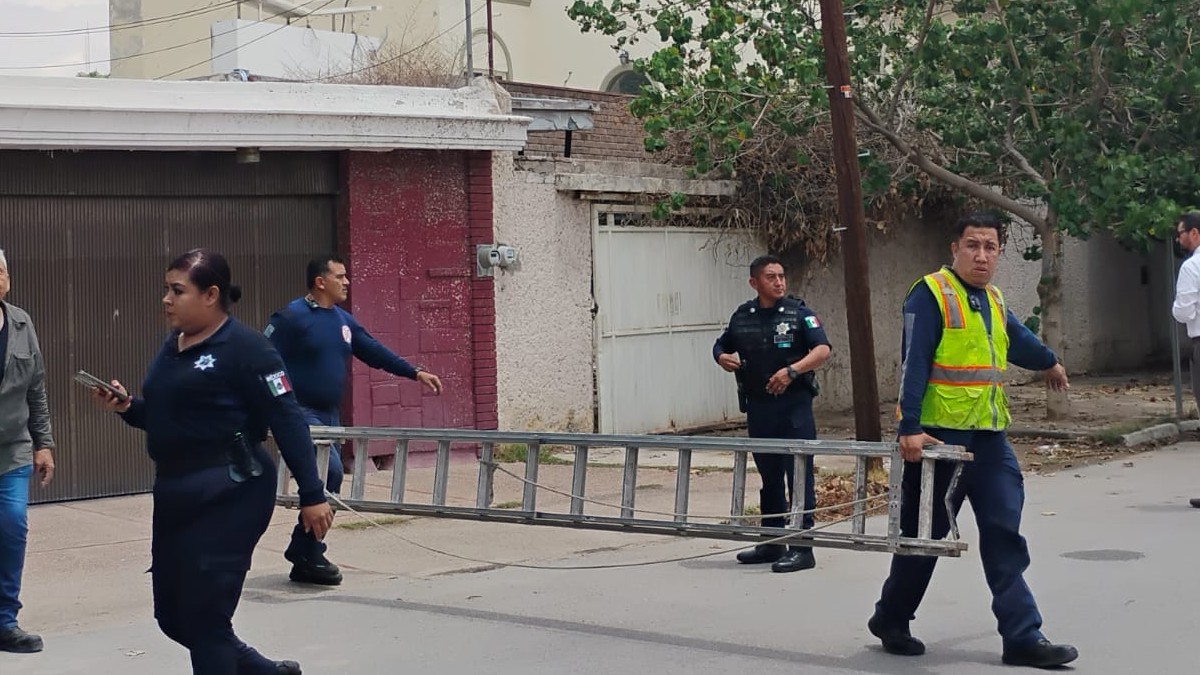 Hombre resulta lesionado tras saltar desde la azotea de un segundo piso ...