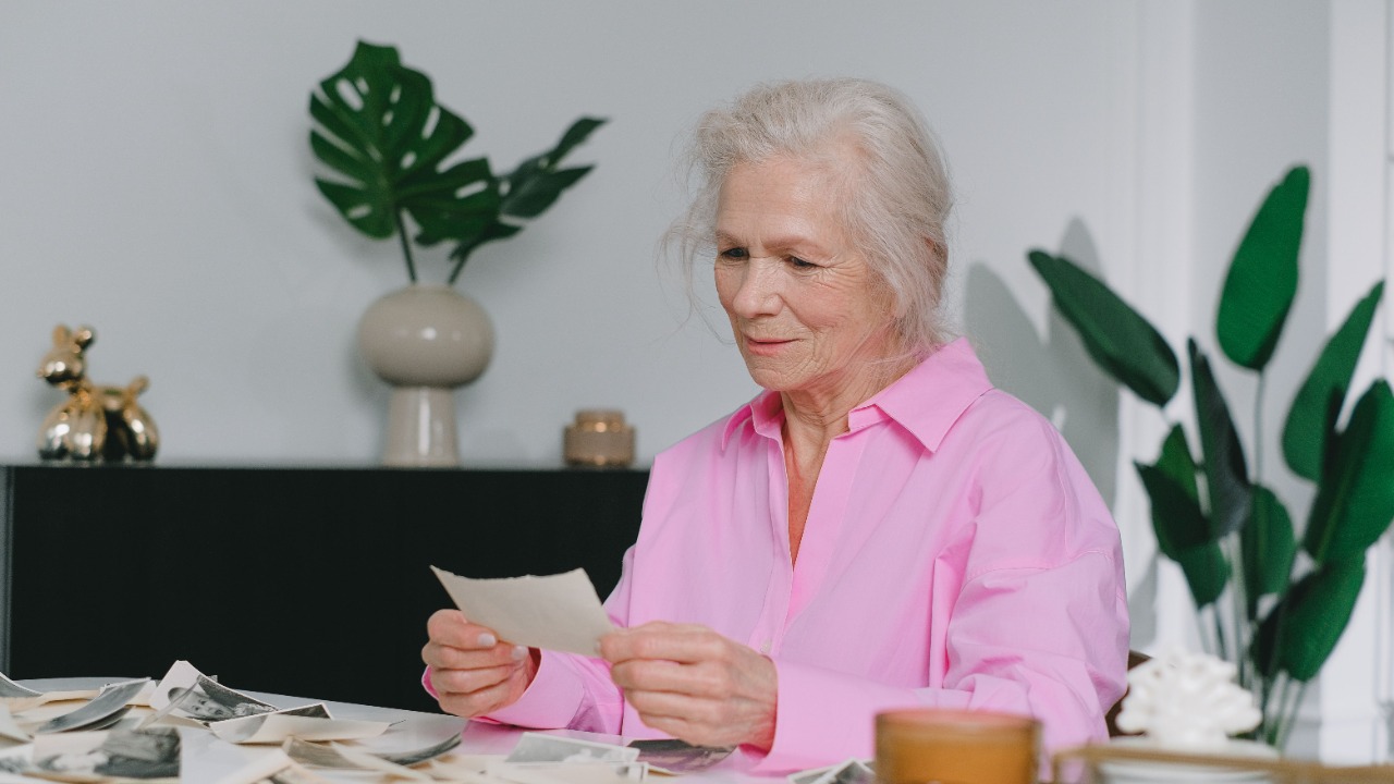 7 daily habits researchers link to a sharper memory as you age
