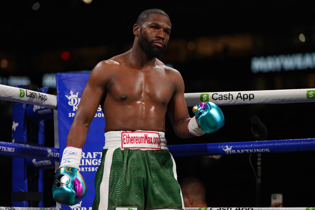 Boxing legend Floyd Mayweather is facing 2 felony charges, could go to jail