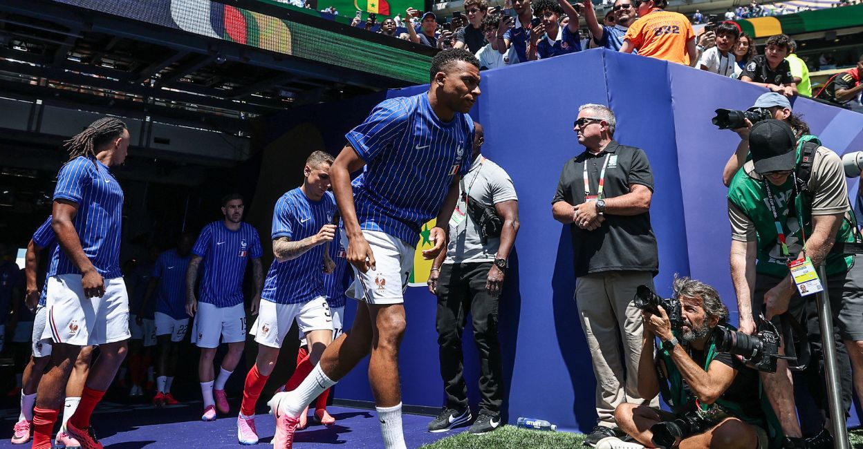 Lions of Senegal guard their den and counter with intent as France left ...